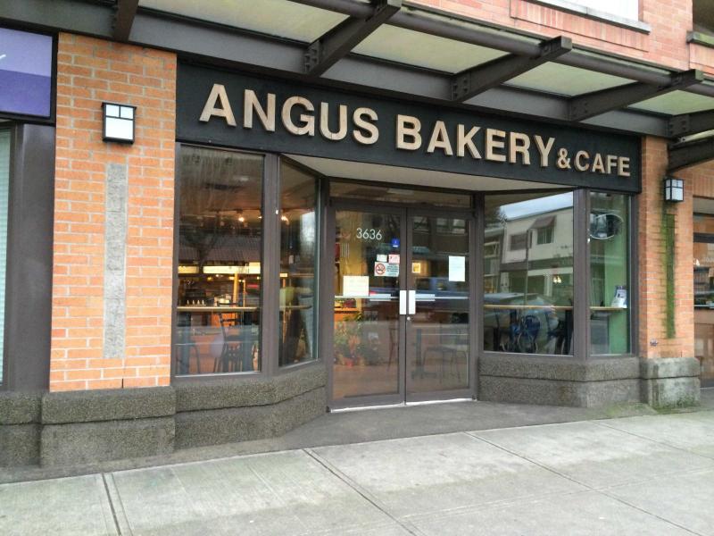 angus_bakery – The Door Is Open